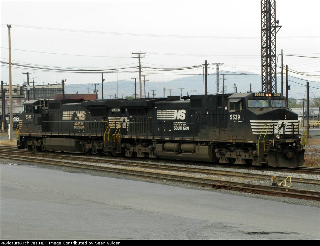 NS GE C40-8W 8387 & GE C40-9W 9539